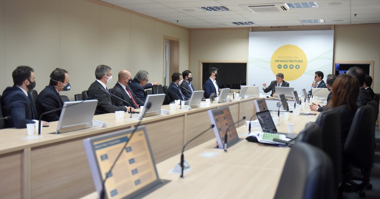 Portos: BNDES participa de reunião do governo com consórcio vencedor ...